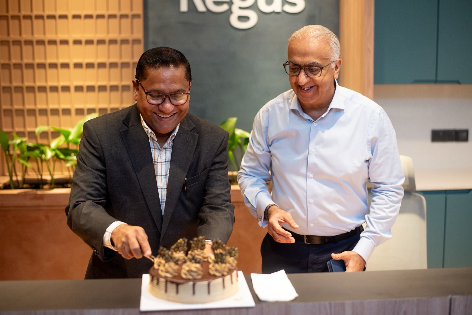 Colombo Welcomes Its First Luxury Poshtel: Se Saya Poshtel and Bistro ...